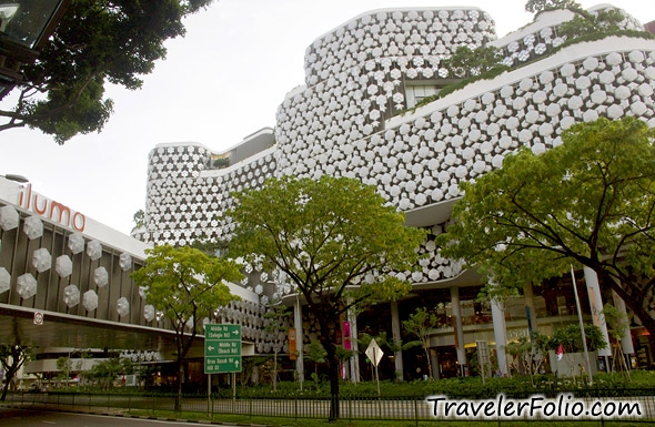 Singapore: Bugis Street - Travel Blog Singapore